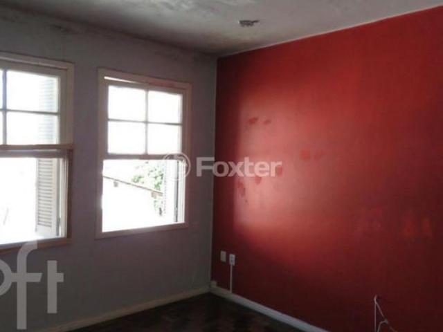 Apartamento, 2 dormitórios, 60.54 m², em Floresta