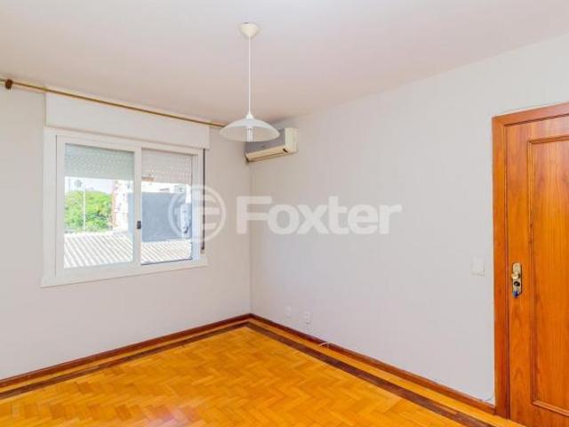 Apartamento, 2 dormitórios, 60.73 m², em Vila Ipiranga