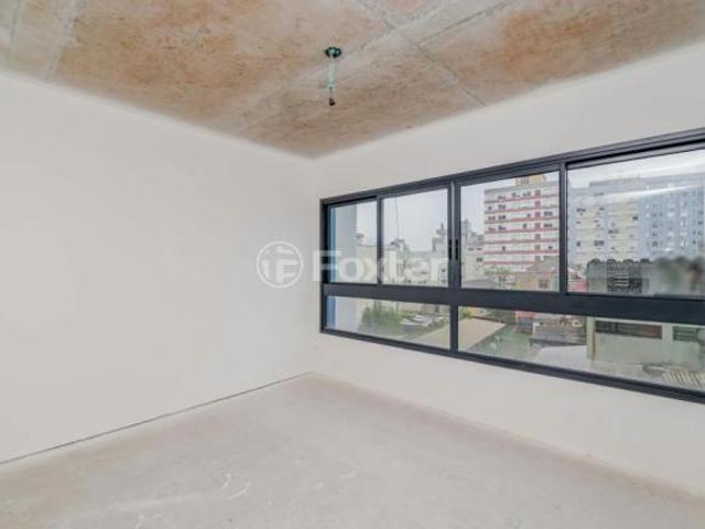 Apartamento, 2 dormitórios, 60.7 m², em Cidade Baixa