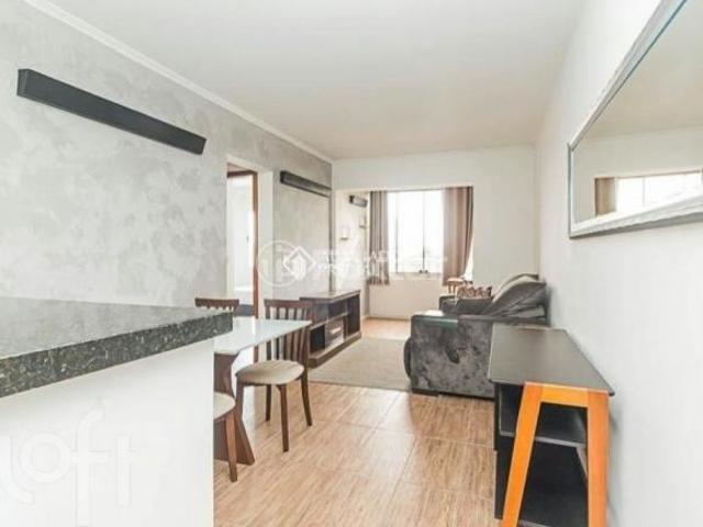 Apartamento, 2 dormitórios, 60.84 m², em Partenon