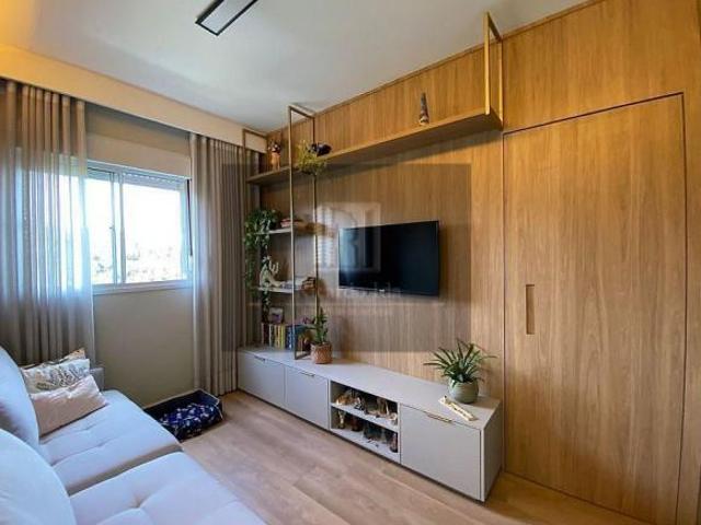 Apartamento 2 dormitórios 60m²