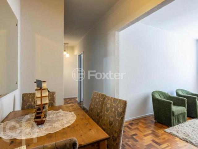 Apartamento, 2 dormitórios, 61 m², em Centro Histórico