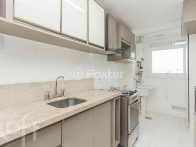 Apartamento, 2 dormitórios, 61 m², em São Sebastião