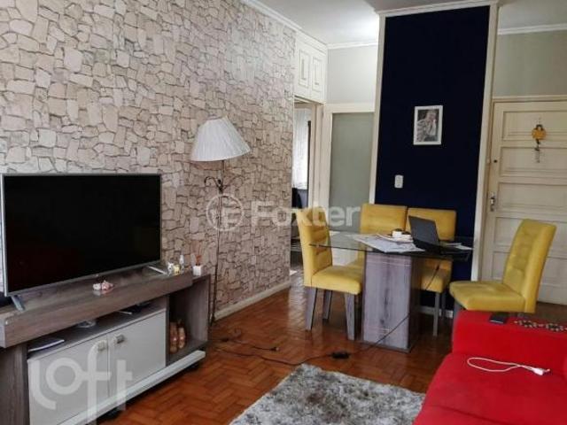 Apartamento, 2 dormitórios, 61.04 m², em Menino Deus