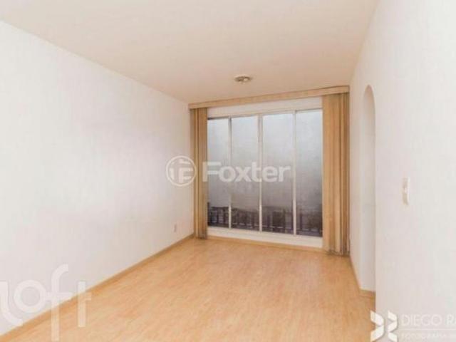 Apartamento, 2 dormitórios, 61.06 m², em Cristal