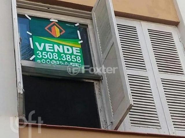 Apartamento, 2 dormitórios, 61.12 m², em Cristal