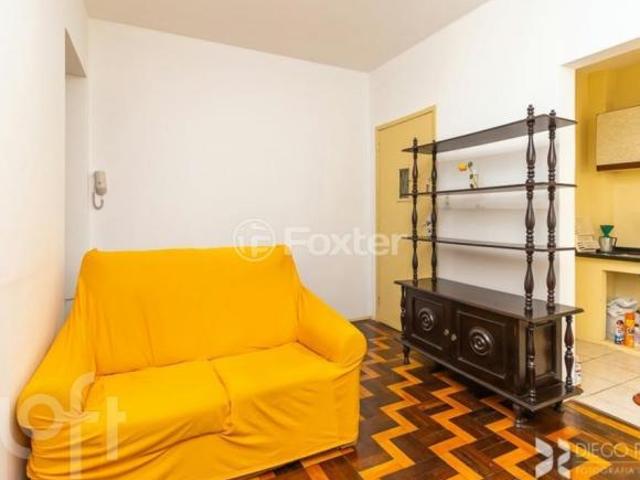 Apartamento, 2 dormitórios, 61.21 m², em Centro Histórico