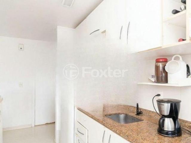 Apartamento, 2 dormitórios, 62 m², em Cristal