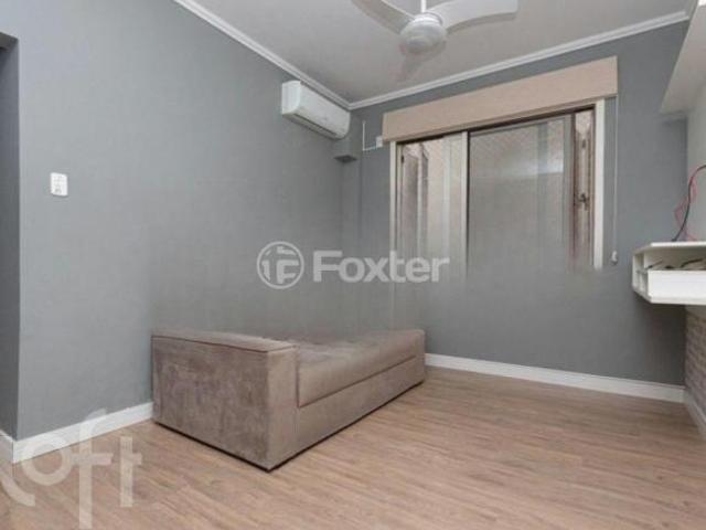 Apartamento, 2 dormitórios, 62 m², em Floresta