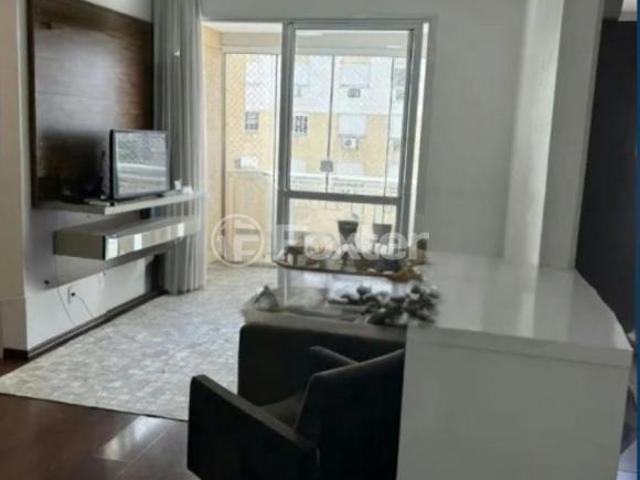 Apartamento, 2 dormitórios, 62 m², em Vila Ipiranga