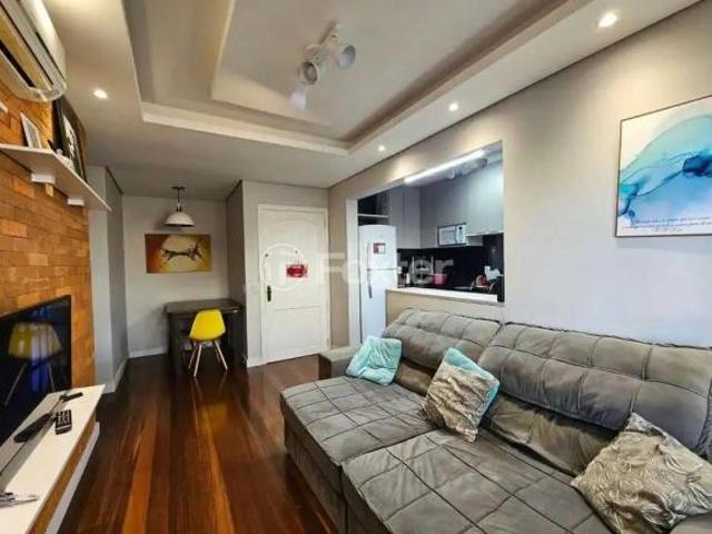 Apartamento, 2 dormitórios, 62 m², em Vila Jardim