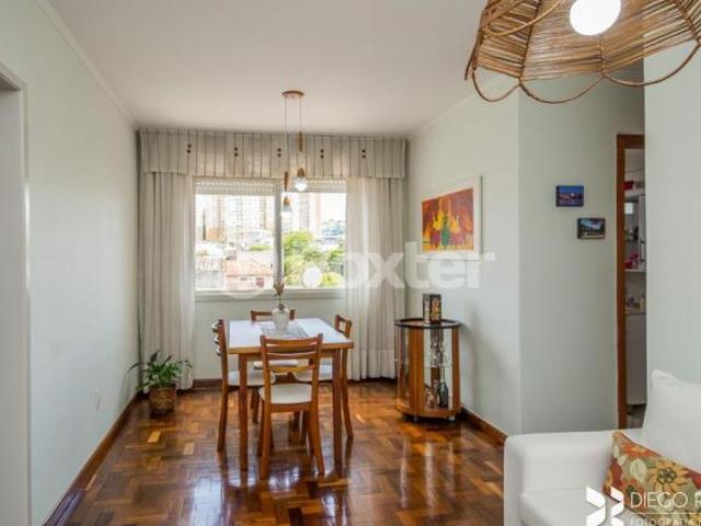 Apartamento, 2 dormitórios, 62.15 m², em Partenon