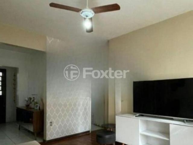 Apartamento, 2 dormitórios, 62.18 m², em Petrópolis