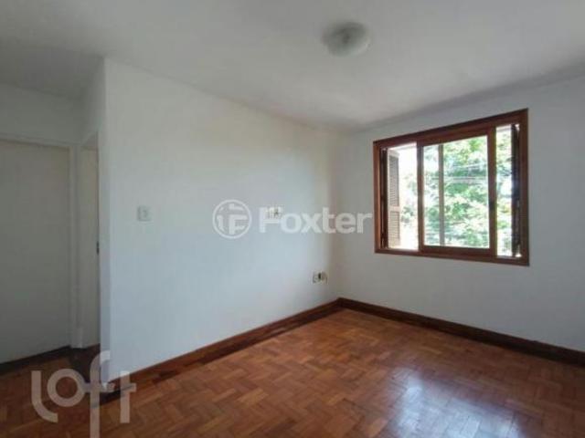 Apartamento, 2 dormitórios, 62.18 m², em Petrópolis