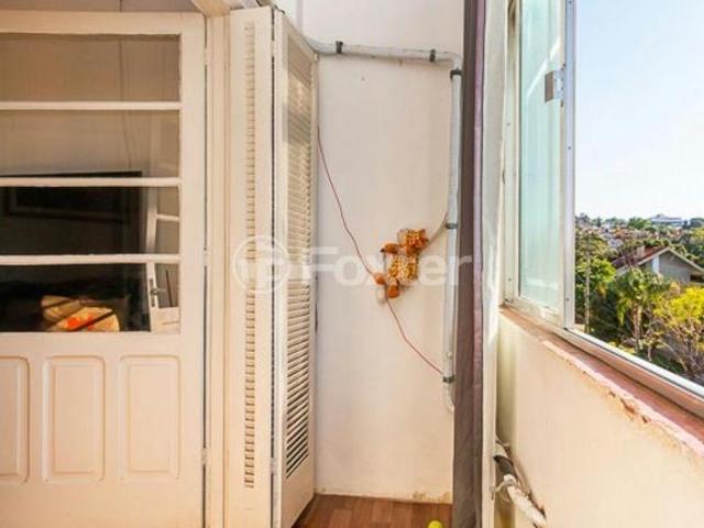 Apartamento, 2 dormitórios, 62.73 m², em Menino Deus