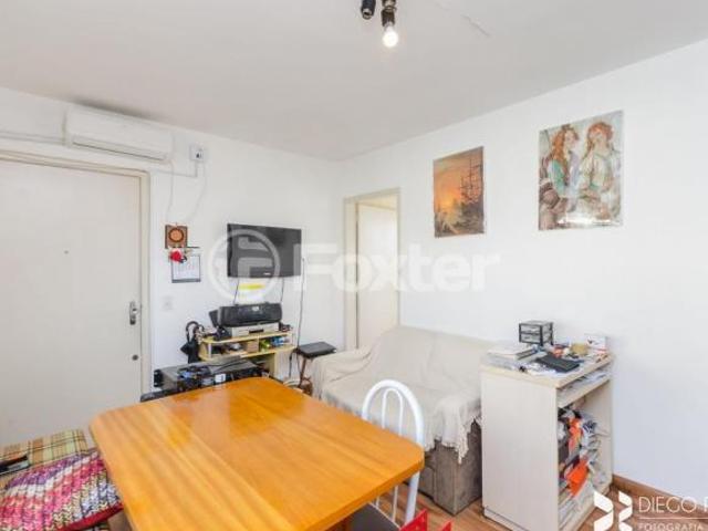 Apartamento, 2 dormitórios, 62.73 m², em Partenon