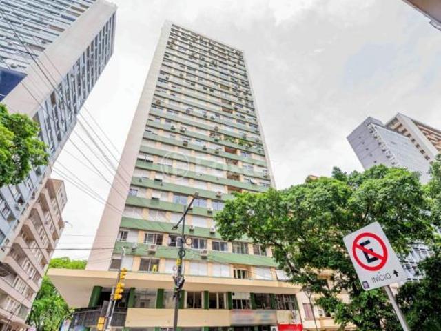 Apartamento, 2 dormitórios, 62.96 m², em Centro Histórico