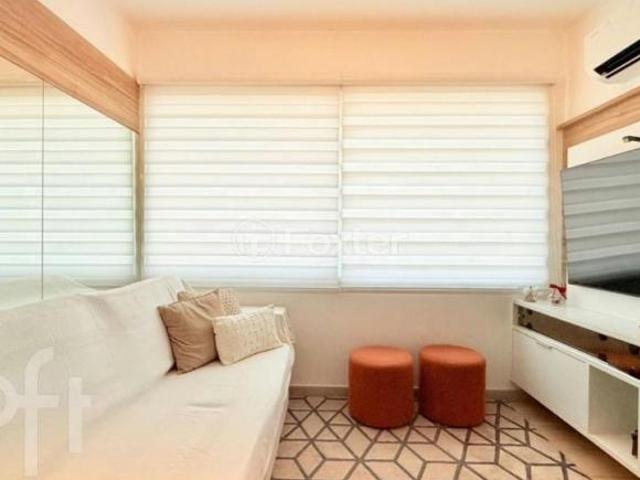 Apartamento, 2 dormitórios, 62.97 m², em São João
