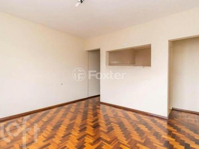 Apartamento, 2 dormitórios, 63 m², em Centro Histórico