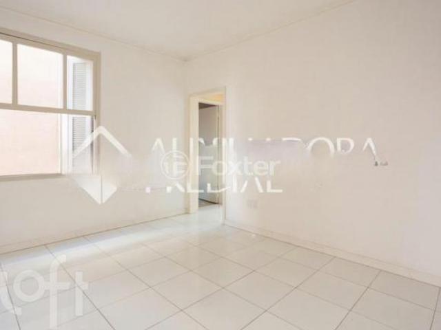Apartamento, 2 dormitórios, 63 m², em Menino Deus