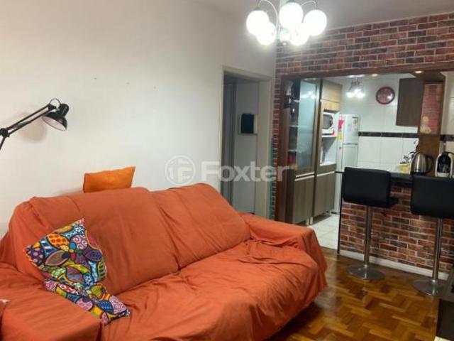 Apartamento, 2 dormitórios, 63 m², em Partenon