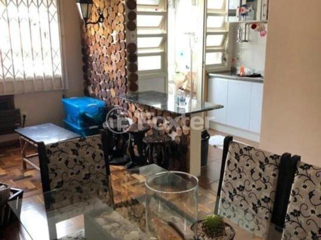 Apartamento, 2 dormitórios, 63.25 m², em Medianeira