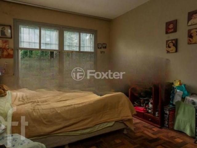 Apartamento, 2 dormitórios, 63.38 m², em Petrópolis