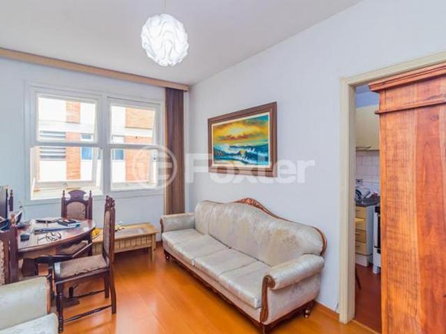 Apartamento, 2 dormitórios, 63.5 m², em Floresta