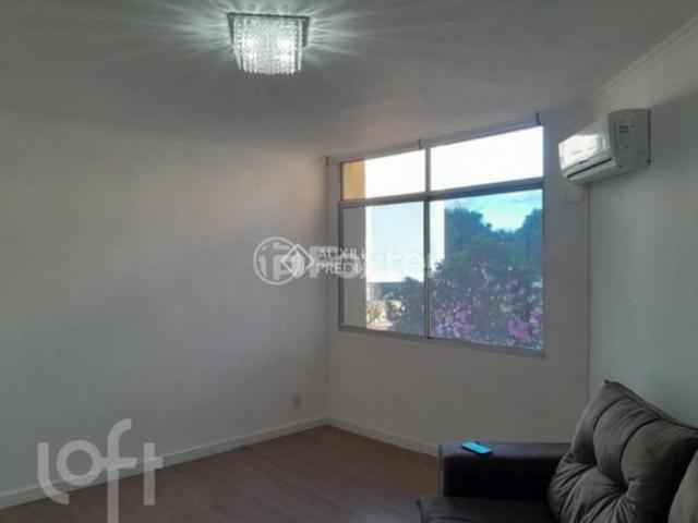 Apartamento, 2 dormitórios, 63.65 m², em Cristal