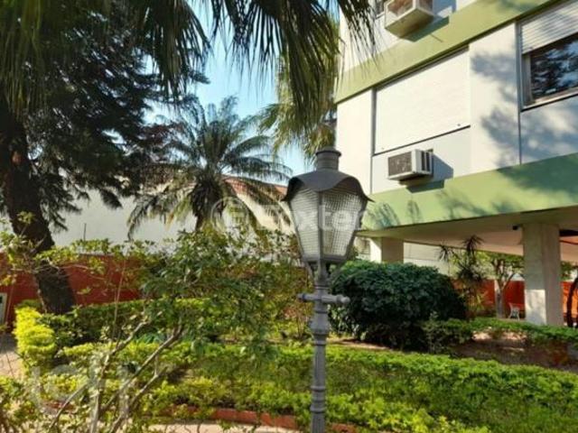 Apartamento, 2 dormitórios, 63.72 m², em Menino Deus