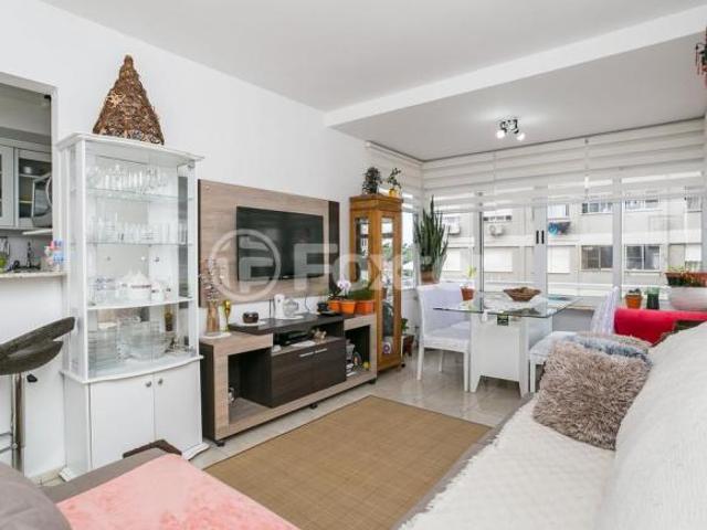 Apartamento, 2 dormitórios, 63.86 m², em Tristeza