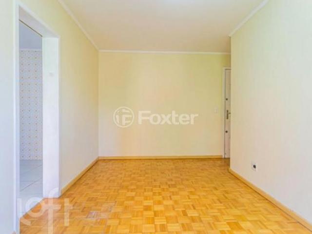 Apartamento, 2 dormitórios, 63.81 m², em São João