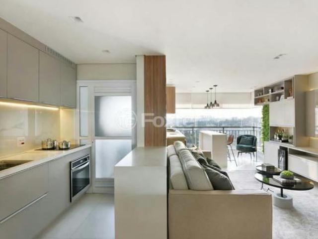 Apartamento, 2 dormitórios, 74 m², em Caxingui