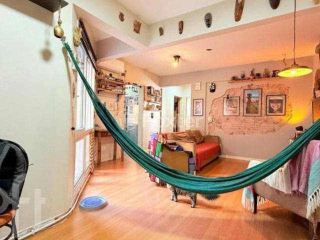 Apartamento, 2 dormitórios, 74 m², em Centro Histórico
