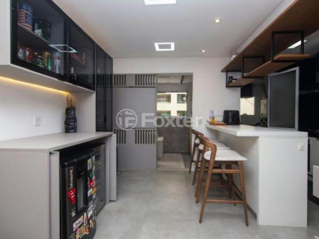 Apartamento, 2 dormitórios, 74 m², em Cidade Monções