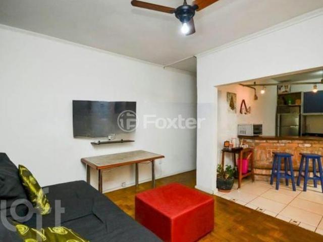 Apartamento, 2 dormitórios, 74 m², em Praia de Belas