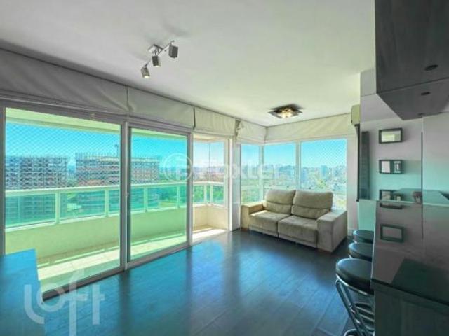Apartamento, 2 dormitórios, 74 m², em Três Figueiras