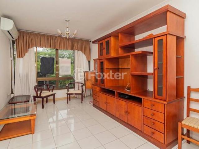 Apartamento, 2 dormitórios, 74 m², em Vila Ipiranga