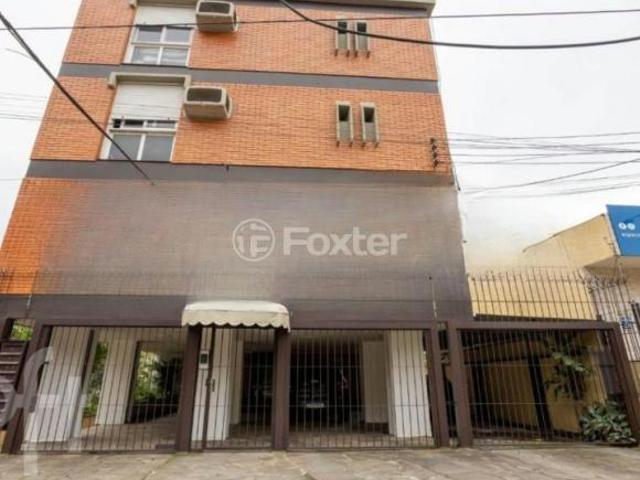 Apartamento, 2 dormitórios, 74.11 m², em Passo da Areia