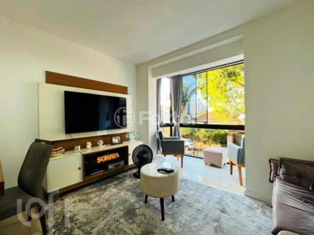 Apartamento, 2 dormitórios, 74.26 m², em Vila Rosa
