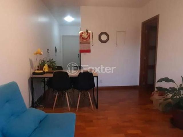 Apartamento, 2 dormitórios, 74.45 m², em Santana