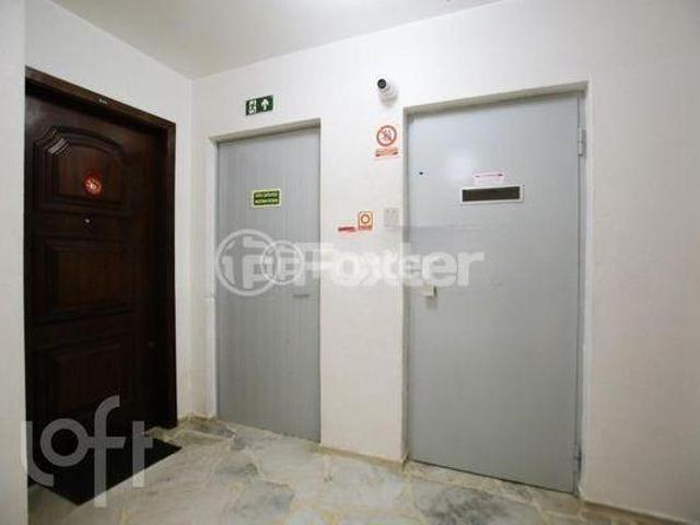 Apartamento, 2 dormitórios, 74.57 m², em Santana