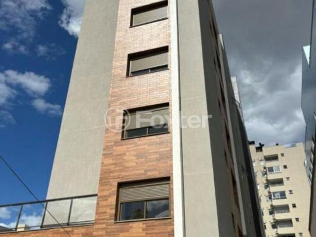 Apartamento, 2 dormitórios, 74.5 m², em Passo da Areia