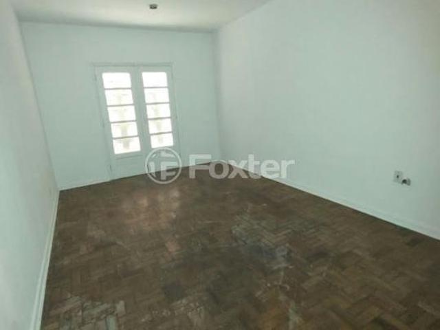 Apartamento, 2 dormitórios, 75 m², em Bela Vista