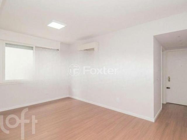 Apartamento, 2 dormitórios, 75 m², em Floresta