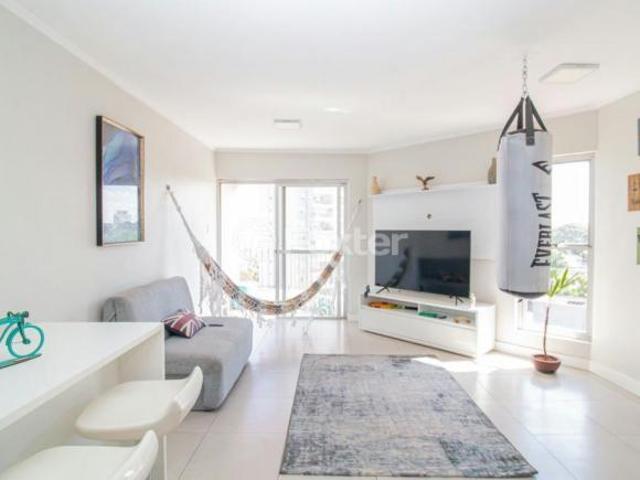Apartamento, 2 dormitórios, 75 m², em Vila Monumento