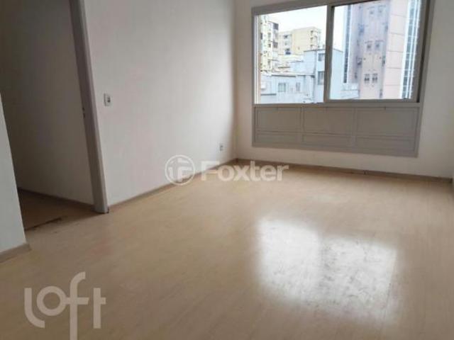 Apartamento, 2 dormitórios, 75.06 m², em Centro Histórico