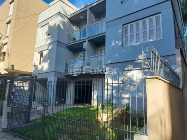Apartamento, 2 dormitórios, 75.33 m², em Petrópolis