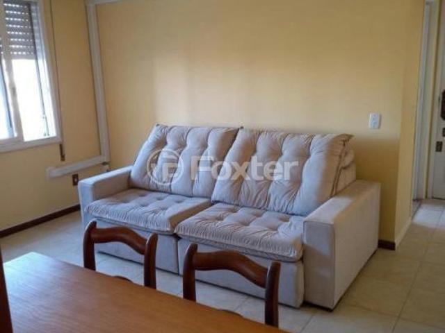 Apartamento, 2 dormitórios, 75.69 m², em Menino Deus