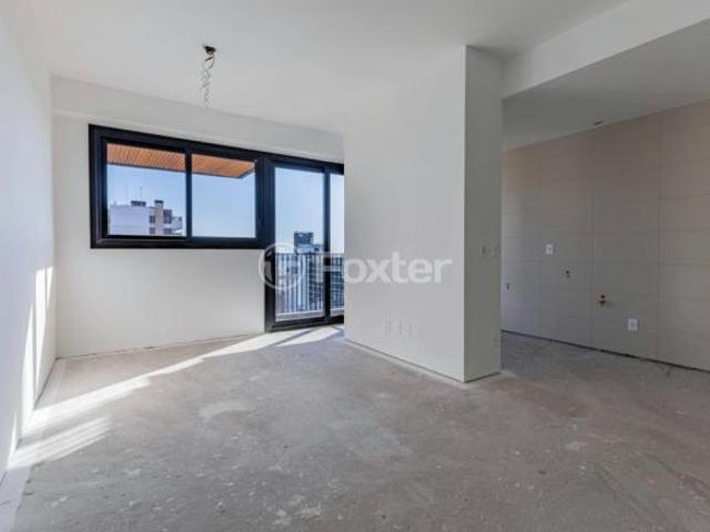 Apartamento, 2 dormitórios, 75.91 m², em Petrópolis